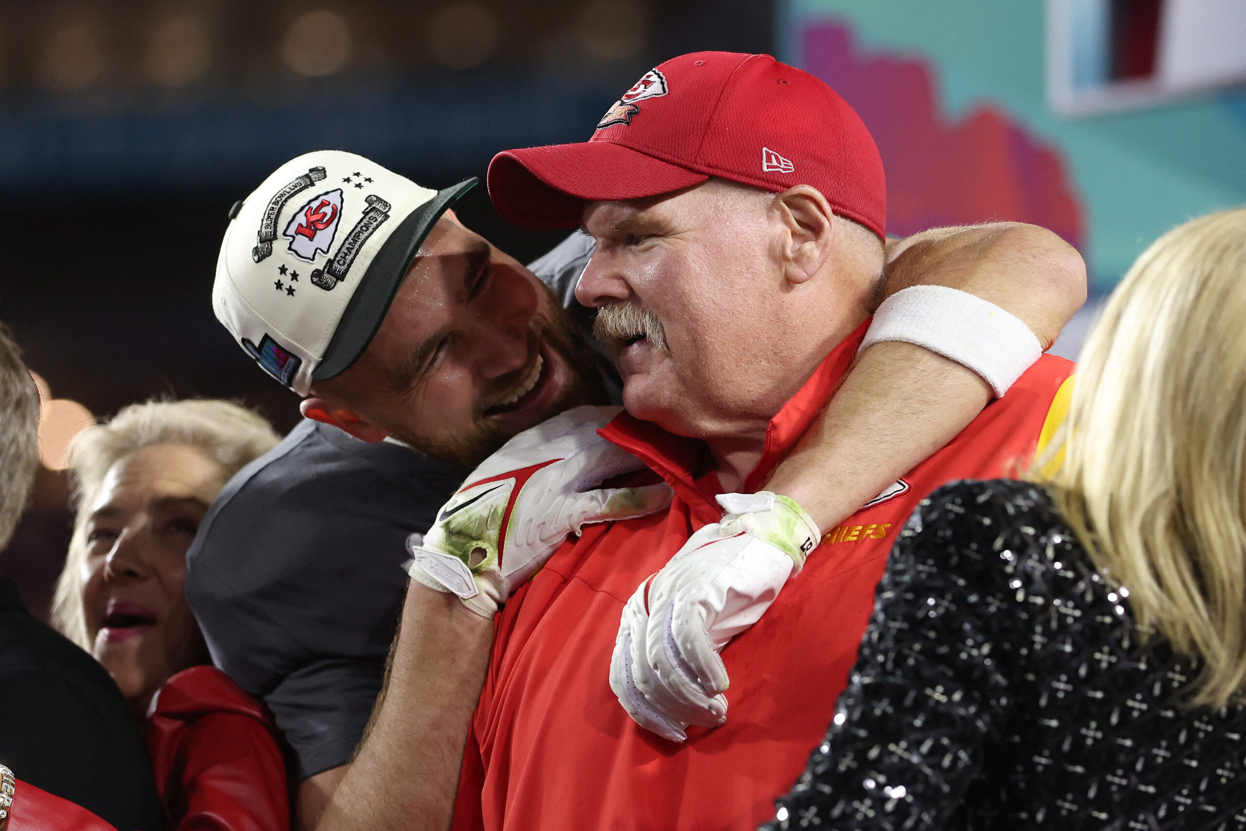 Patrick Mahomes lidera el regreso de Kansas City para ganar su segundo ...