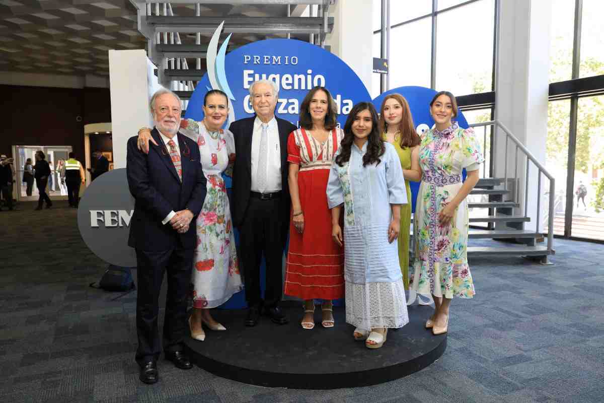 30 años del Premio Eugenio Garza Sada: un reconocimiento al compromiso ...