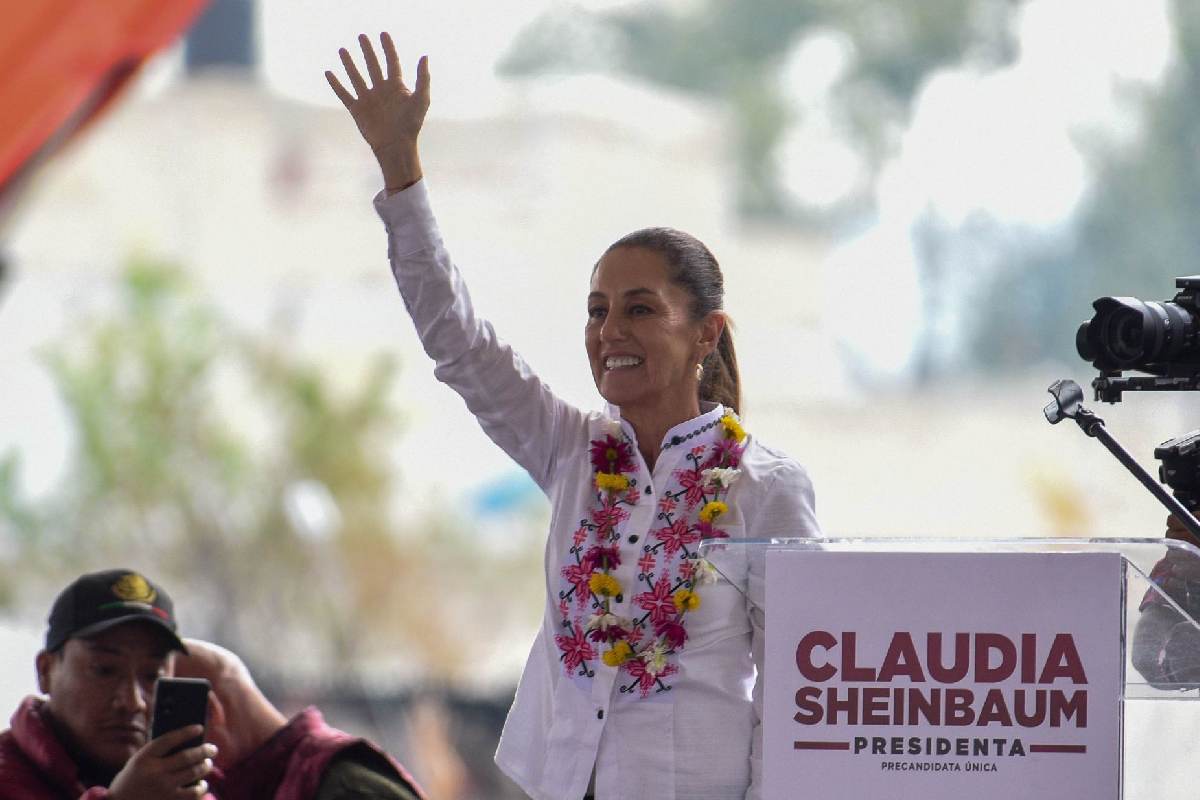 INE ordena a la revista Siempre! retirar ejemplar que vincula a Sheinbaum con el nazismo por ...