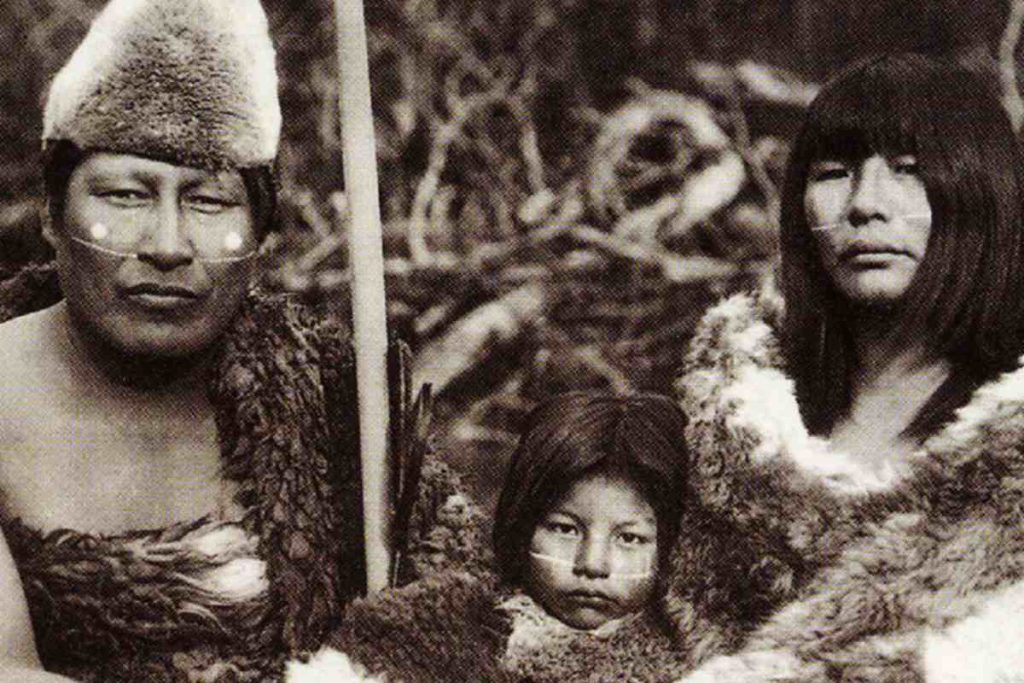 “Los Colonos”, la película sobre el genocidio selk’nam que nos ...