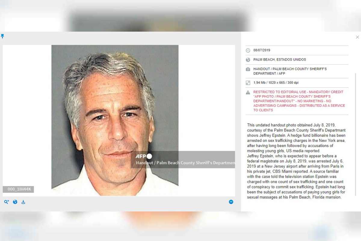 ¿Kamala Harris en compañía de Jeffrey Epstein? No, la imagen está manipulada