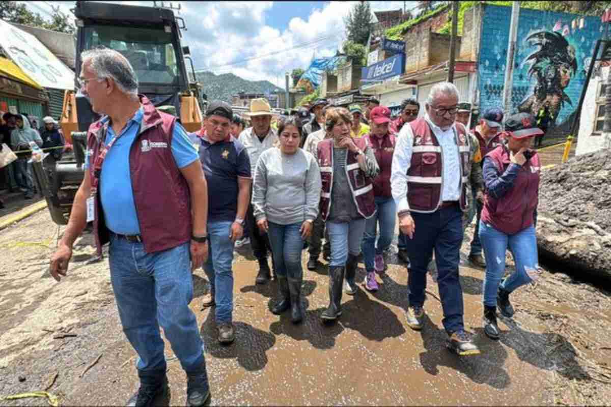 Suman nueve muertos tras deslave de cerro en Jilotzingo, Edomex; concluyen labores de rescate