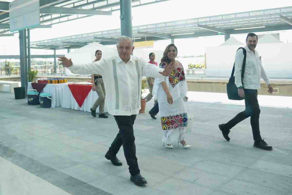 18 miembros de la ayudantía de AMLO sobreviven al cambio de gobierno ...