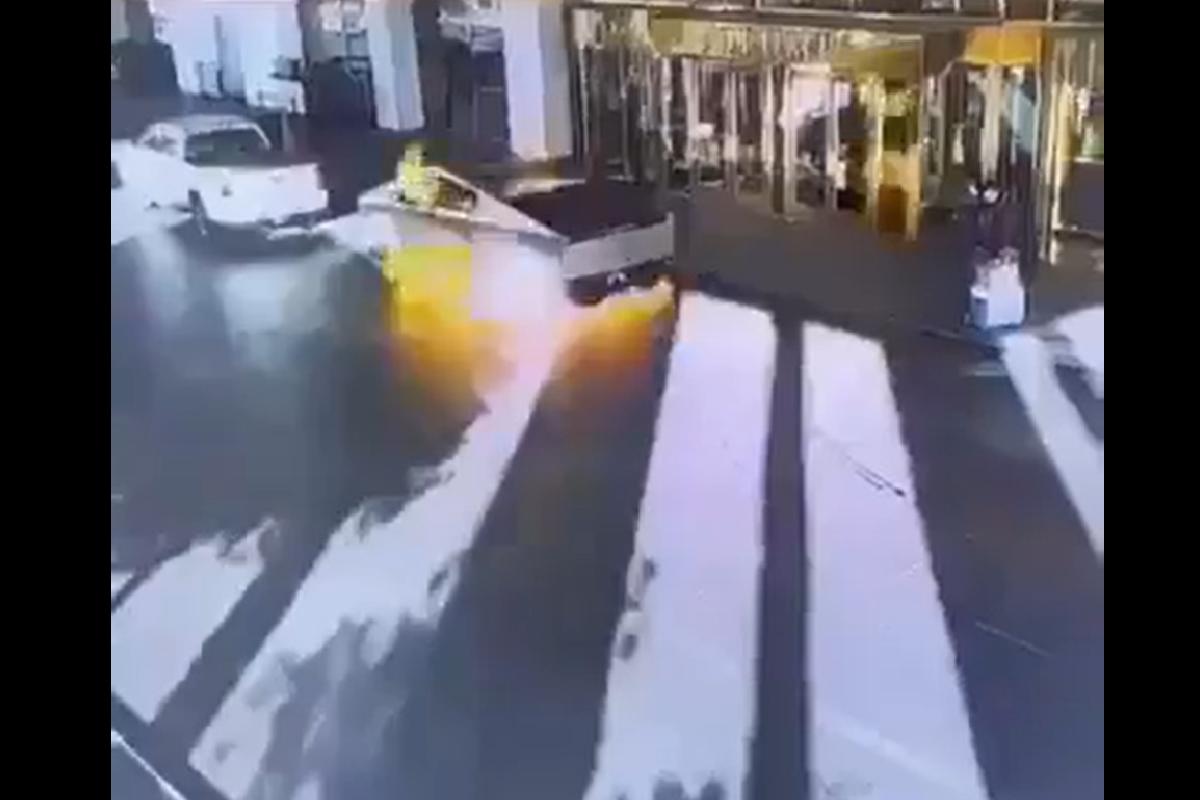 Explosión de Cybertruck en hotel de Trump deja un muerto; indagan ...