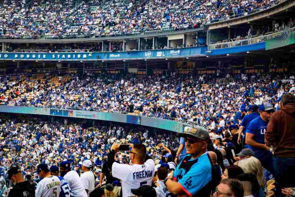 Los Dodgers de Los Ángeles niegan la entrada a su estadio a agentes ...