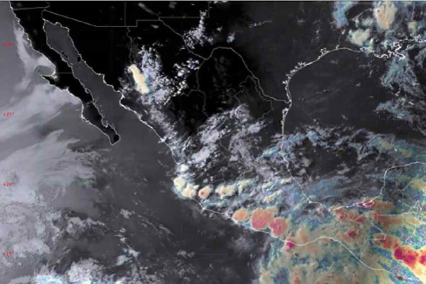 Tormenta tropical Erick avanza hacia las costas de Guerrero y Oaxaca; habilitan albergues por ...