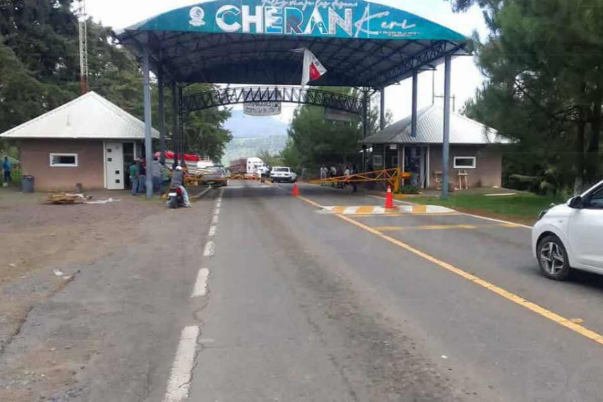 Cierran accesos a la comunidad de Cherán en Michoacán tras ataque del crimen organizado