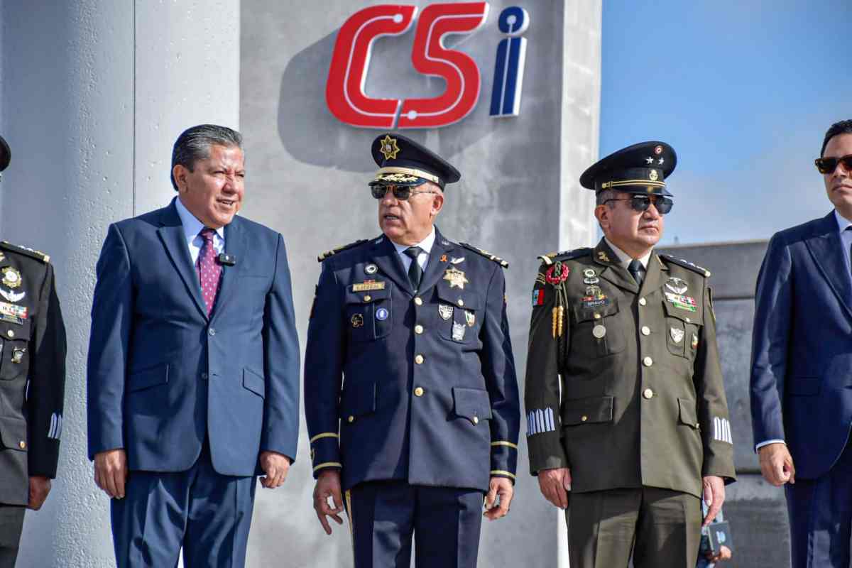 Zacatecas presenta “perro robot” armado que usará en operativos de ...