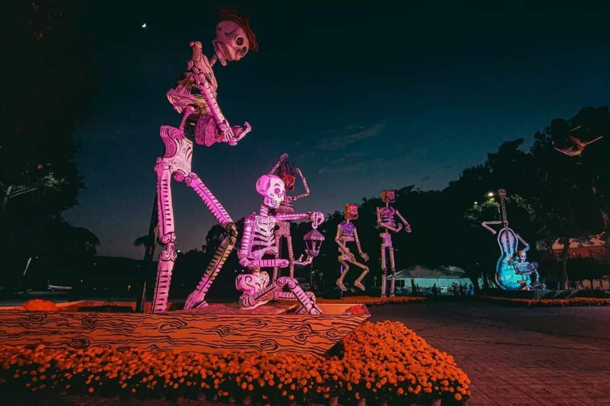 ¡Arma tu ruta! 7 ofrendas en CDMX que no te puedes perder